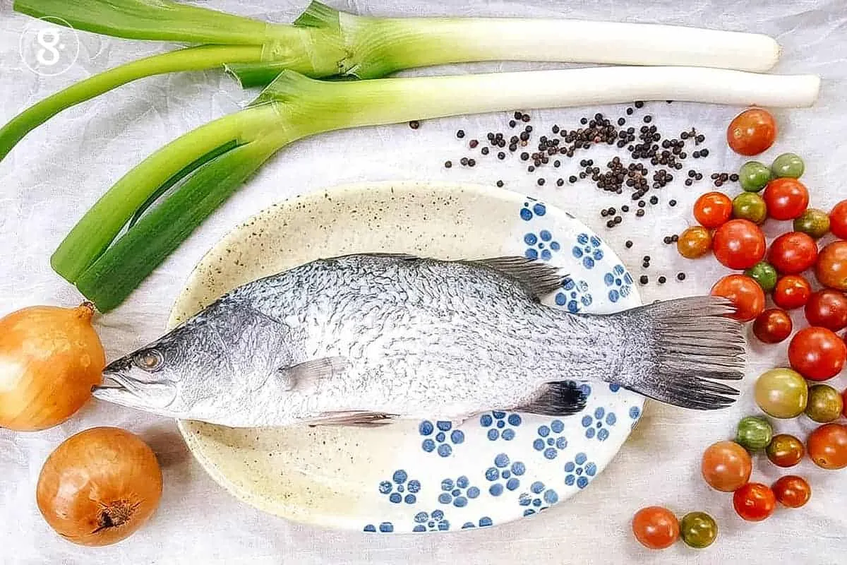 TOMATO-04 - greenery.