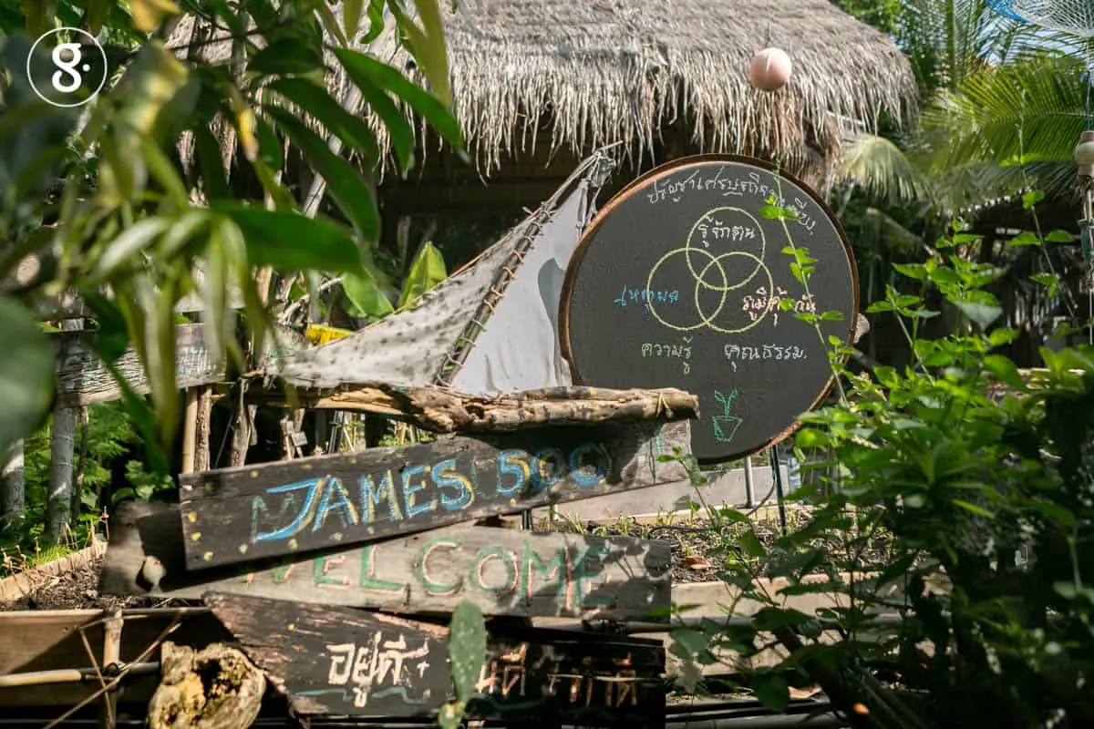 People_James 500-14 - greenery.