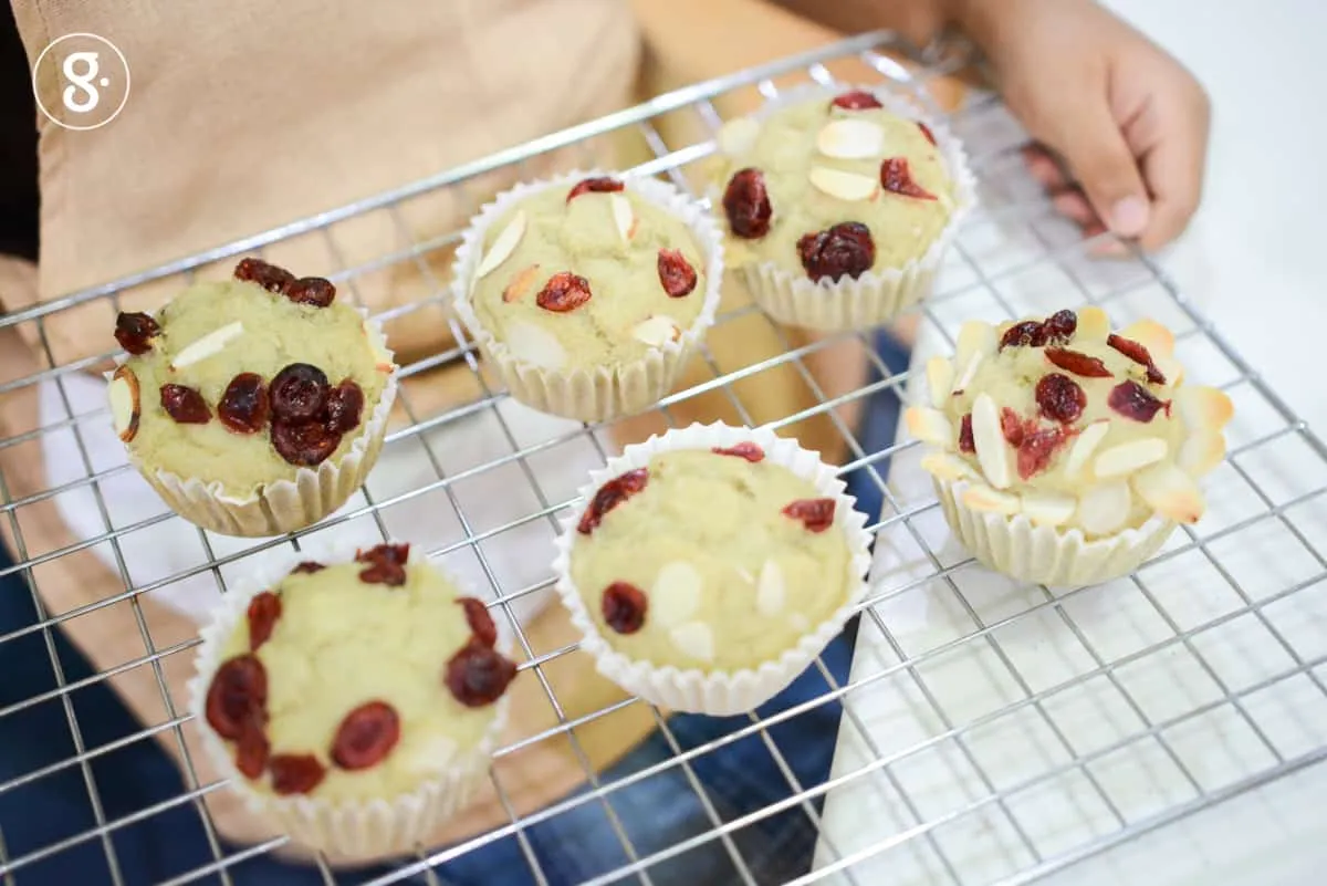 How to_Muffin-19 - greenery.