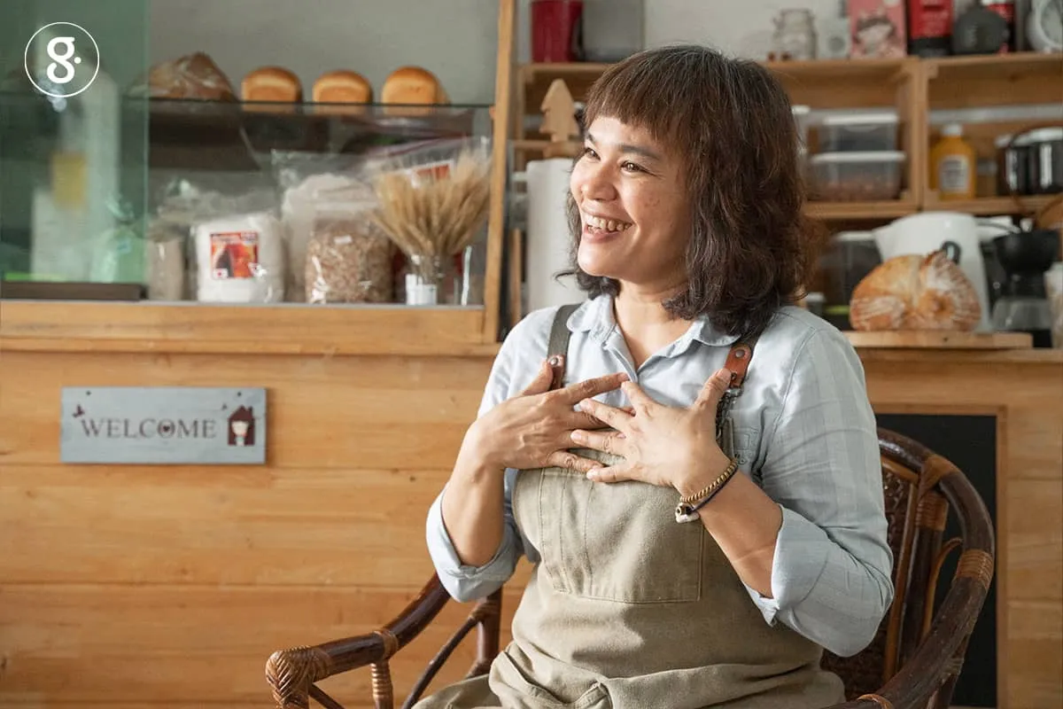 PHOTO WITH LOGO 25 - greenery.