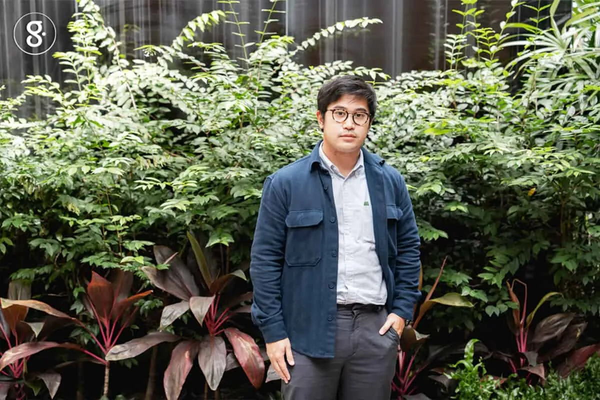 442068258-_24 - greenery.