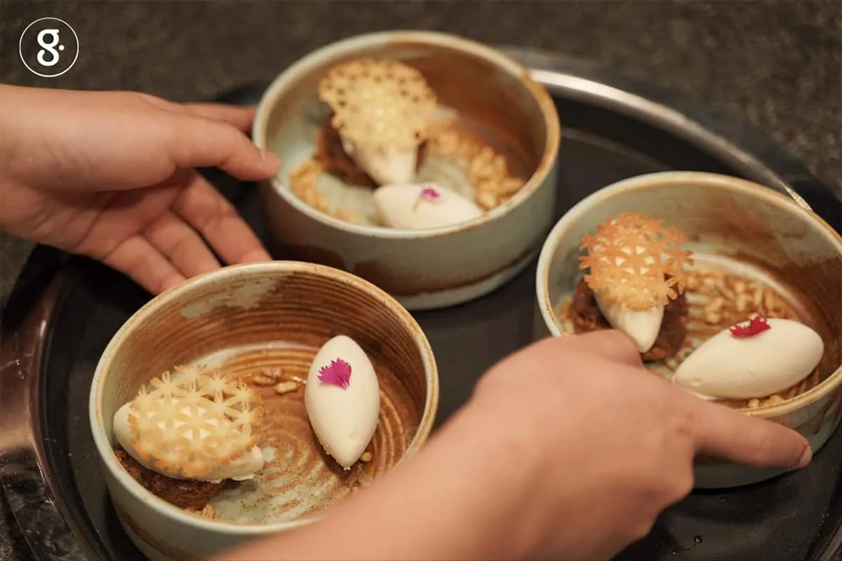 458863513-report_18 - greenery.