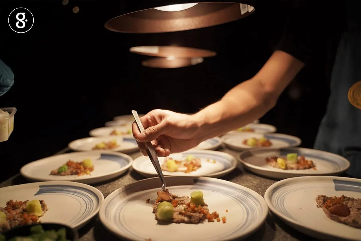 458863527-report_13 - greenery.