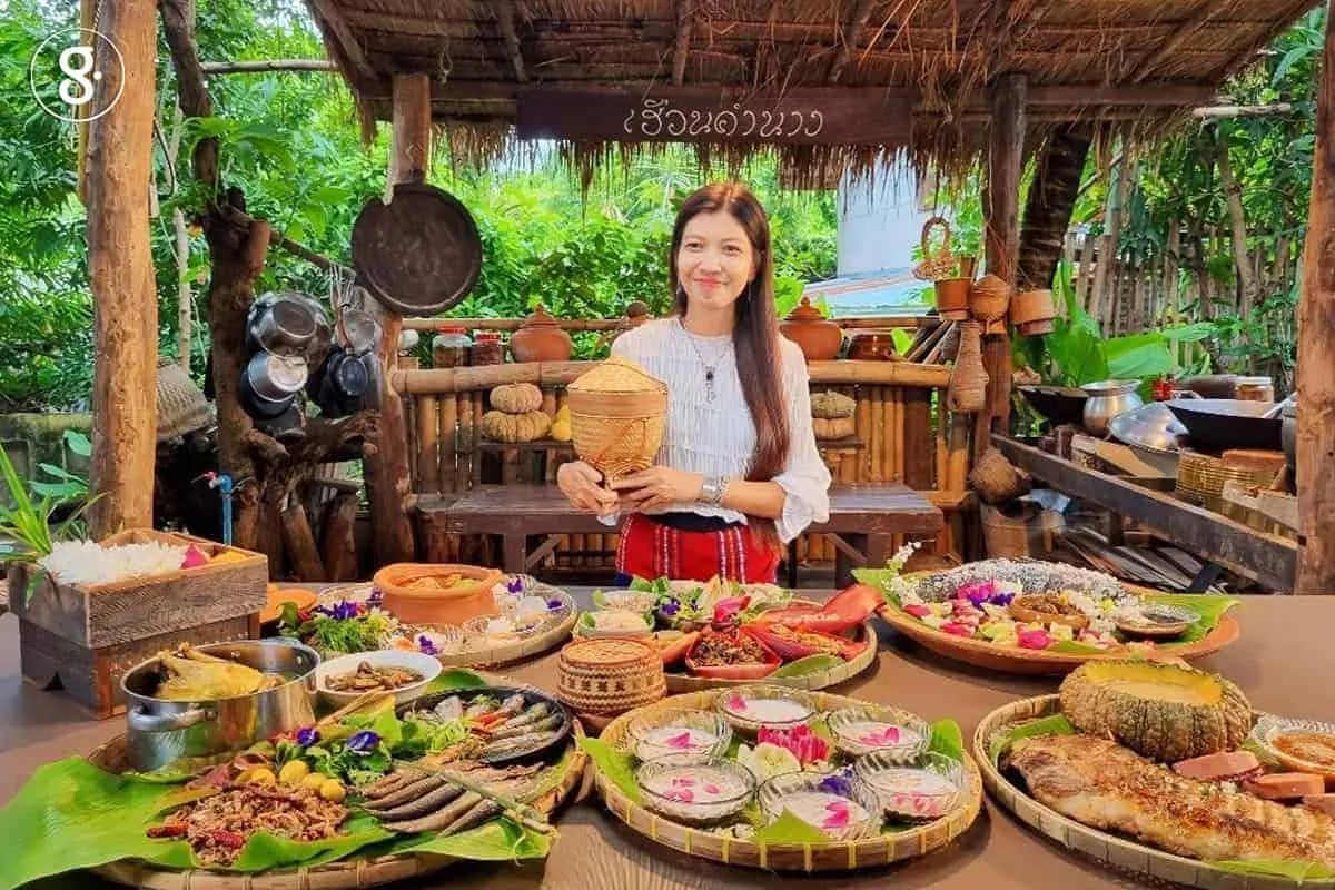 471999679-14 - greenery.