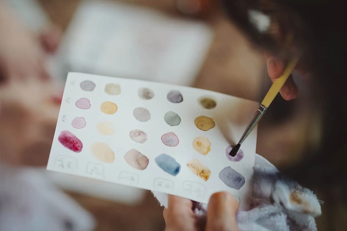 505895372-20 - greenery.